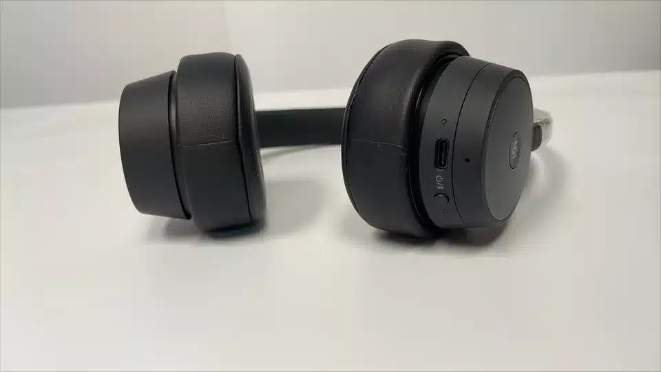 Used Lenovo Go Wireless ANC Headset For Sale